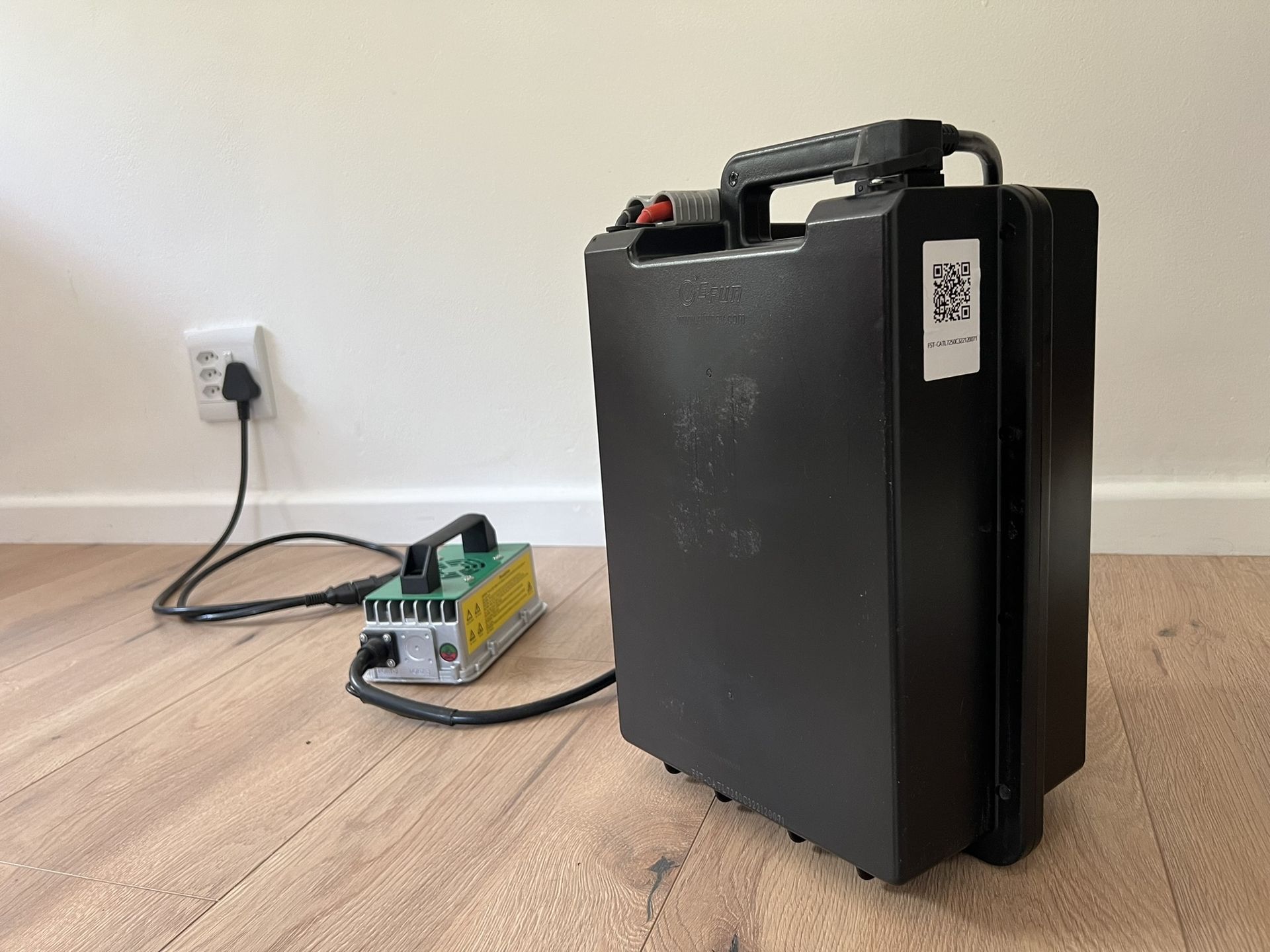 SPARK II Electric motorcycle | EWIZZ