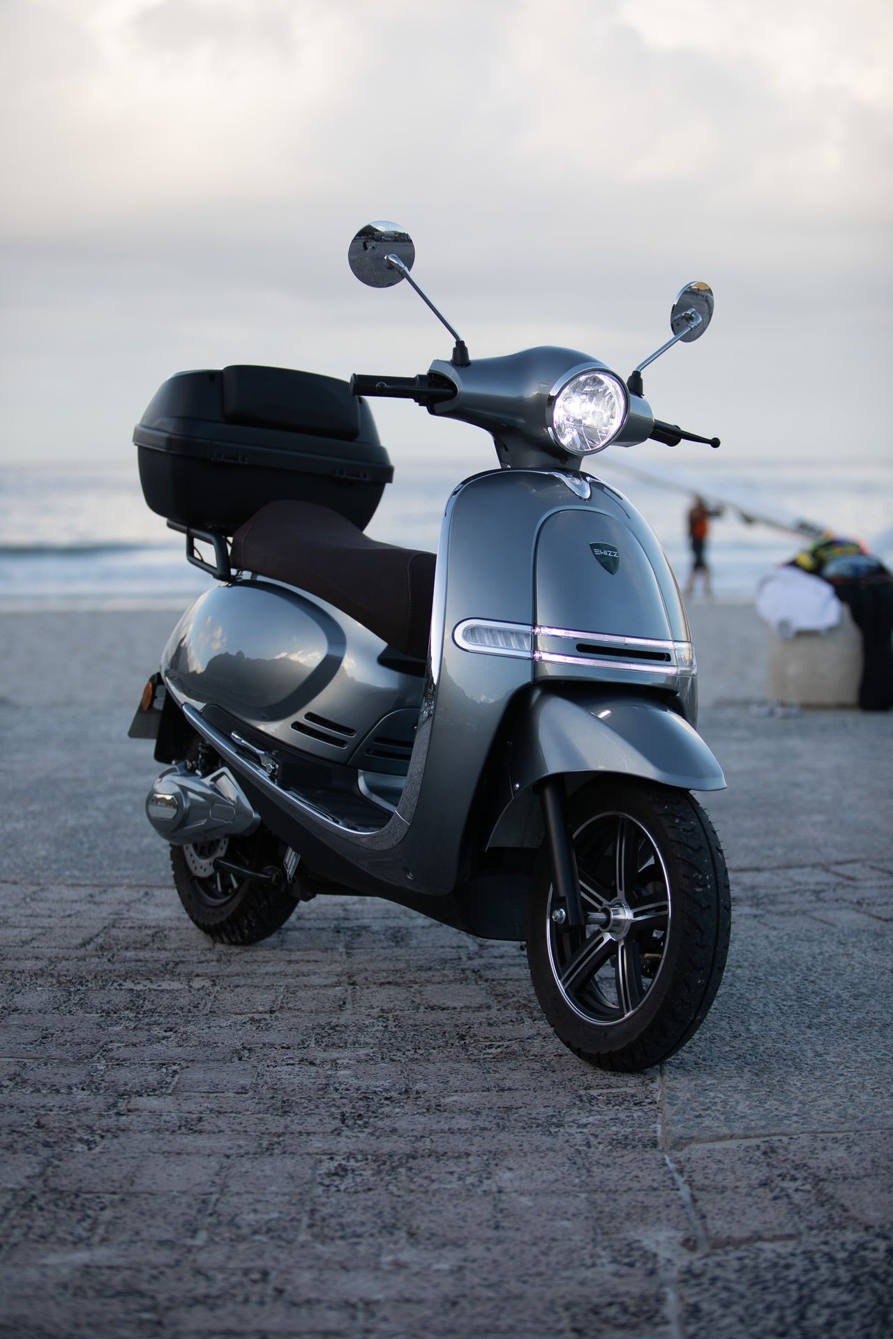 SPARK II Electric motorcycle | EWIZZ